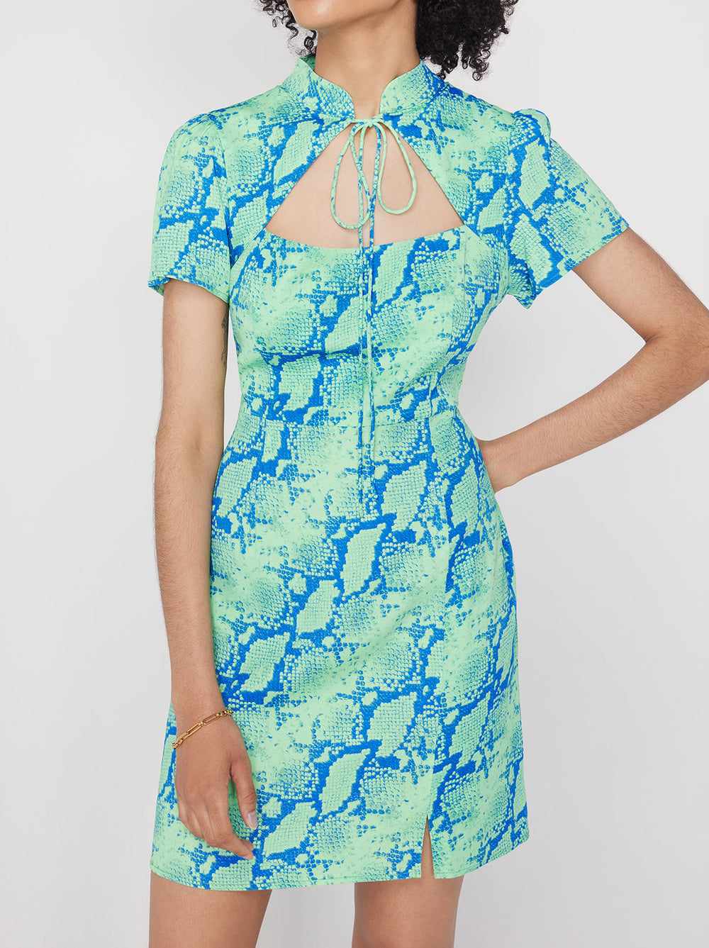 Dresses - Striking Mini, Midi & Maxi Dresses | KITRI Studio