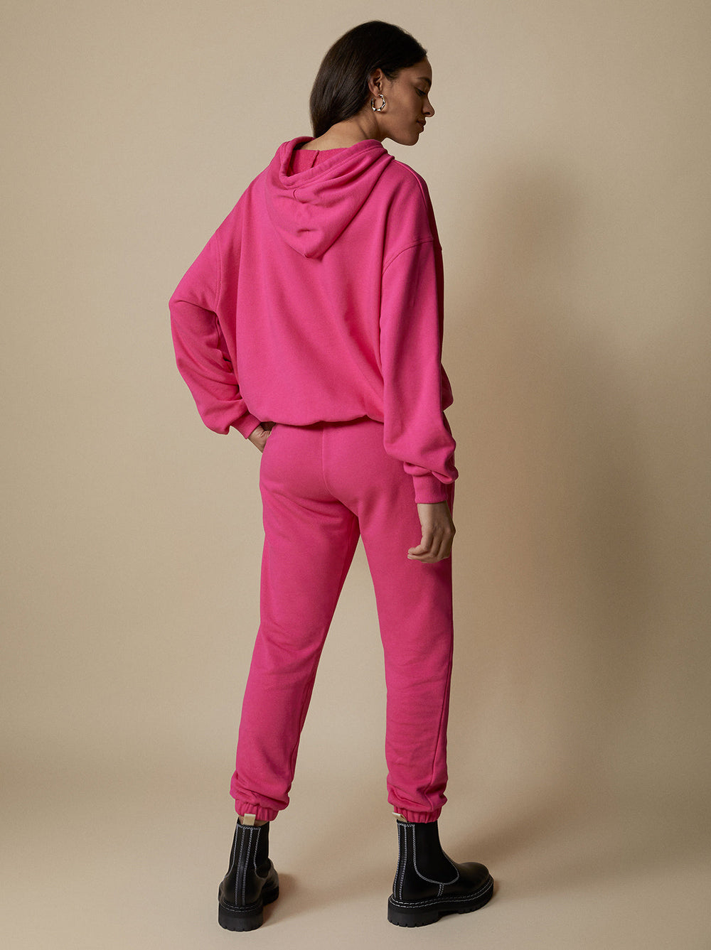 KITRI x Jessie Bush | KITRI Studio